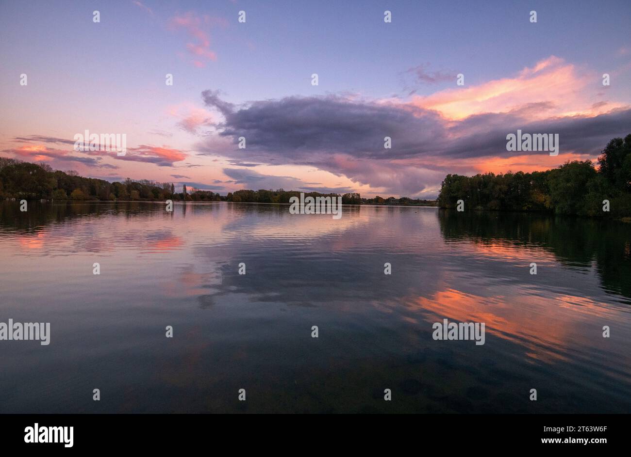 Sunset at Colwick Country Park in Nottingham, Nottinghamshire England ...