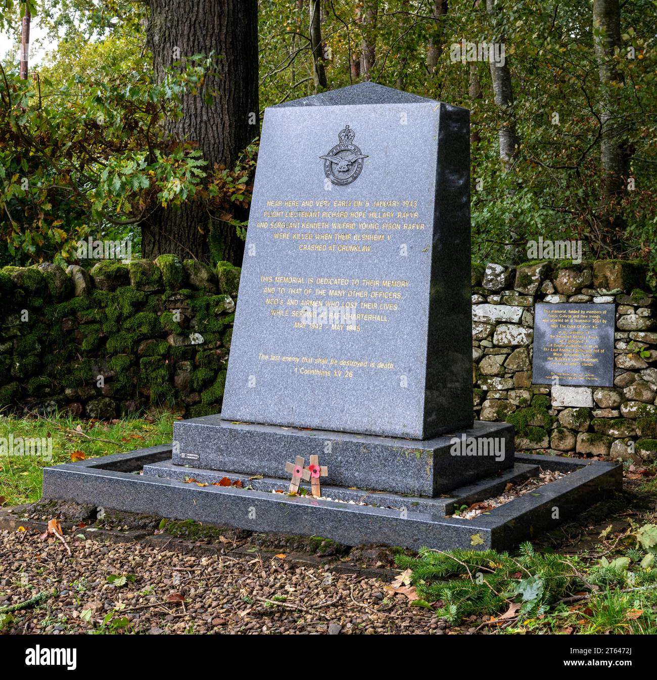 Memorial to Richard Hope Hillary and Kenneth Wilfrid Young and other ...