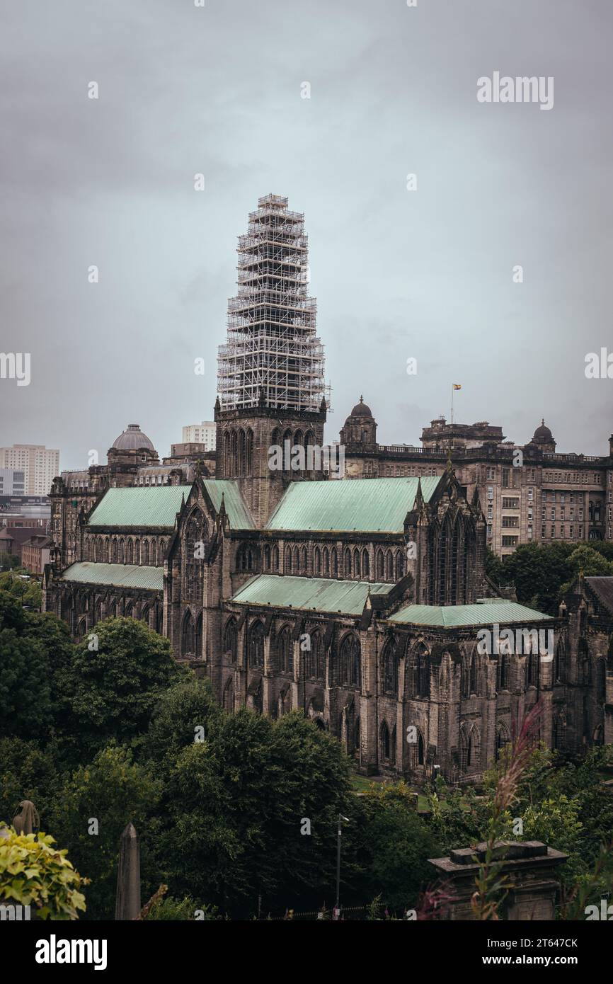 Gothic architecture glasgow cathedral hi-res stock photography and ...