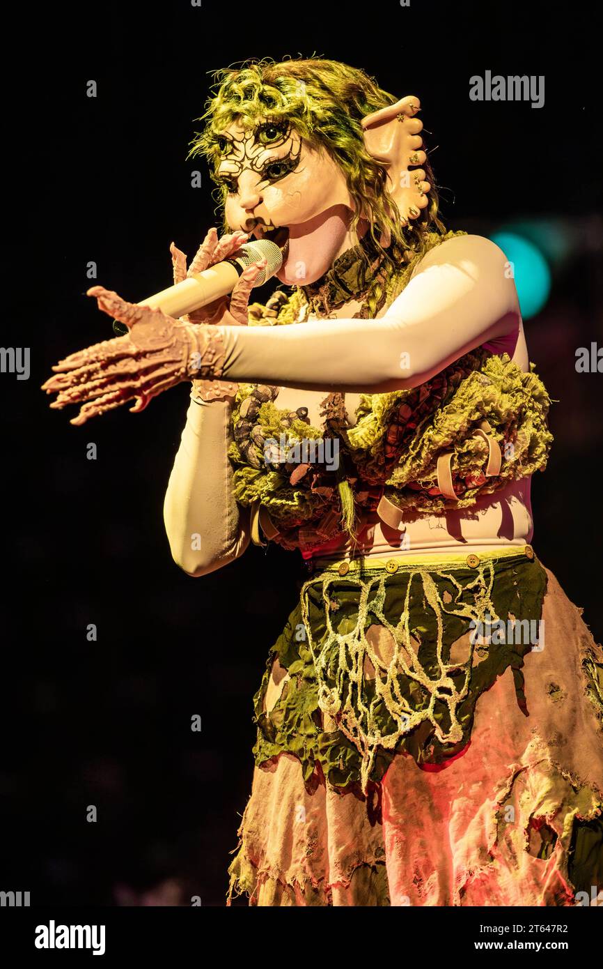 Melanie martinez tour hi-res stock photography and images - Alamy