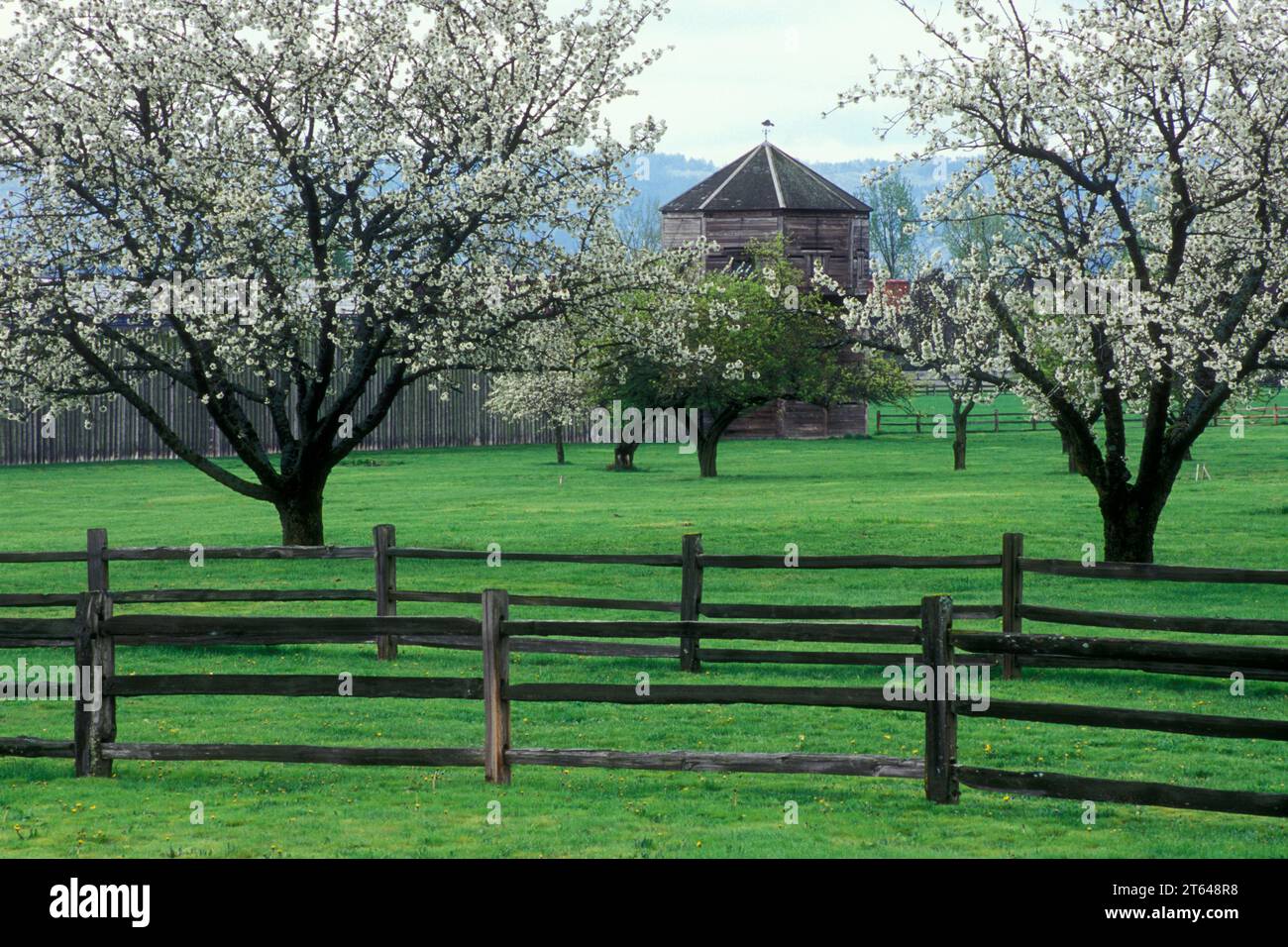 Stockade fort hi-res stock photography and images - Alamy