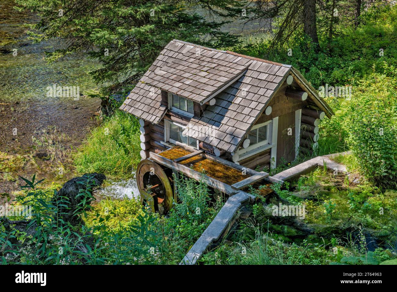 Water wheel at Johnny Sack Cabin at Big Springs in Island Park, Idaho ...