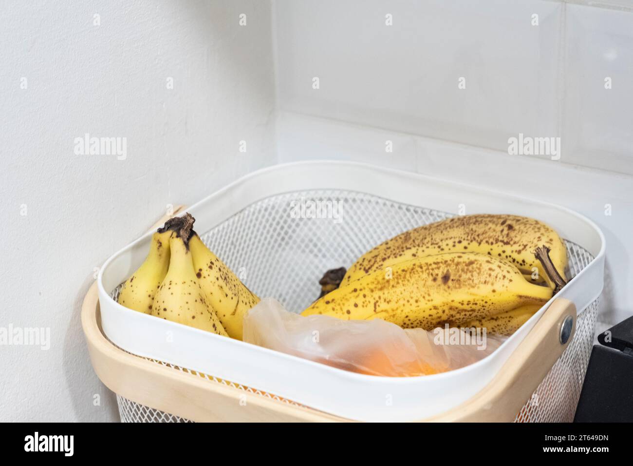 Bananas in the kitchen hi-res stock photography and images - Alamy