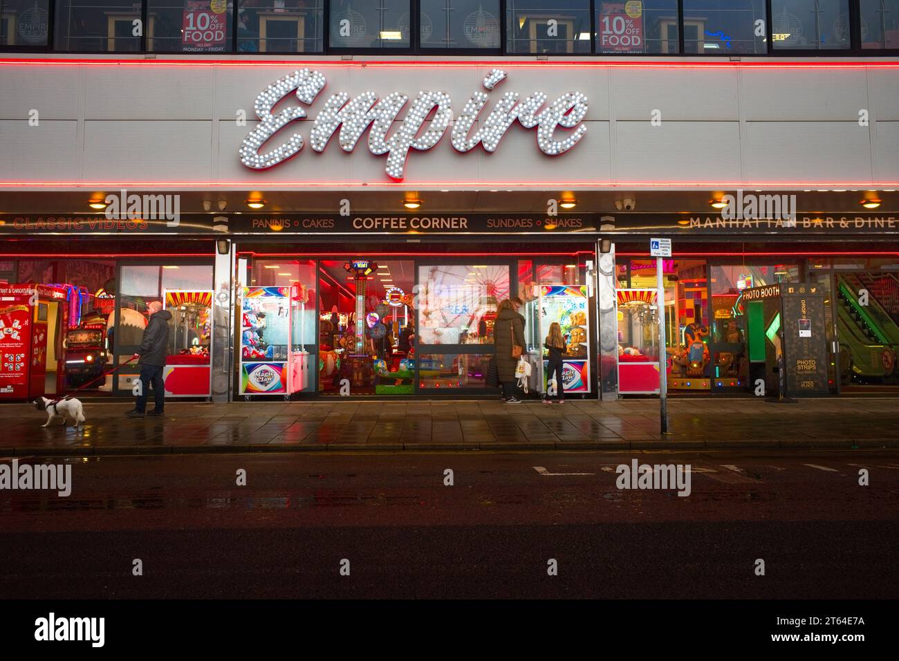 Skegness seafront hi-res stock photography and images - Alamy