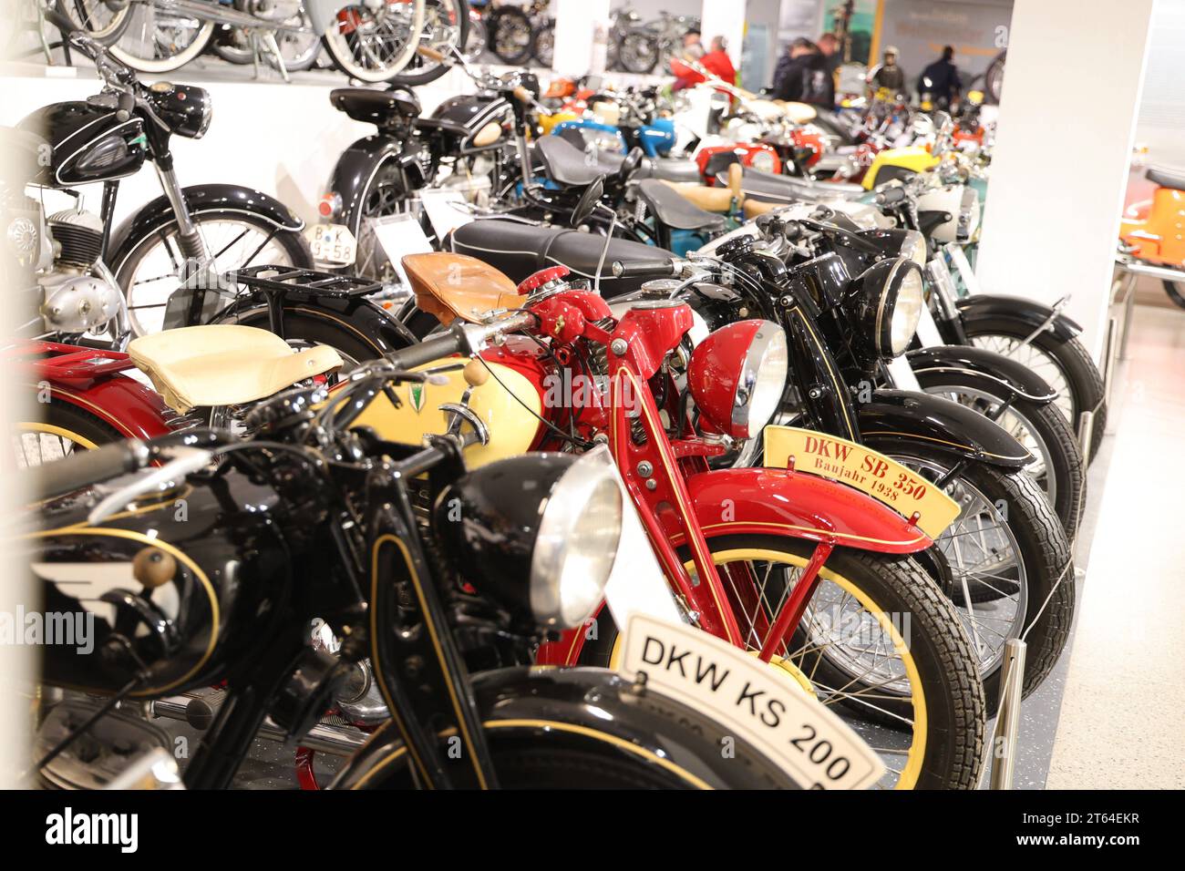 Suhl 30.10.2023, Suhl, Fahrzeugmuseum - Motorraeder unterschiedlicher ...