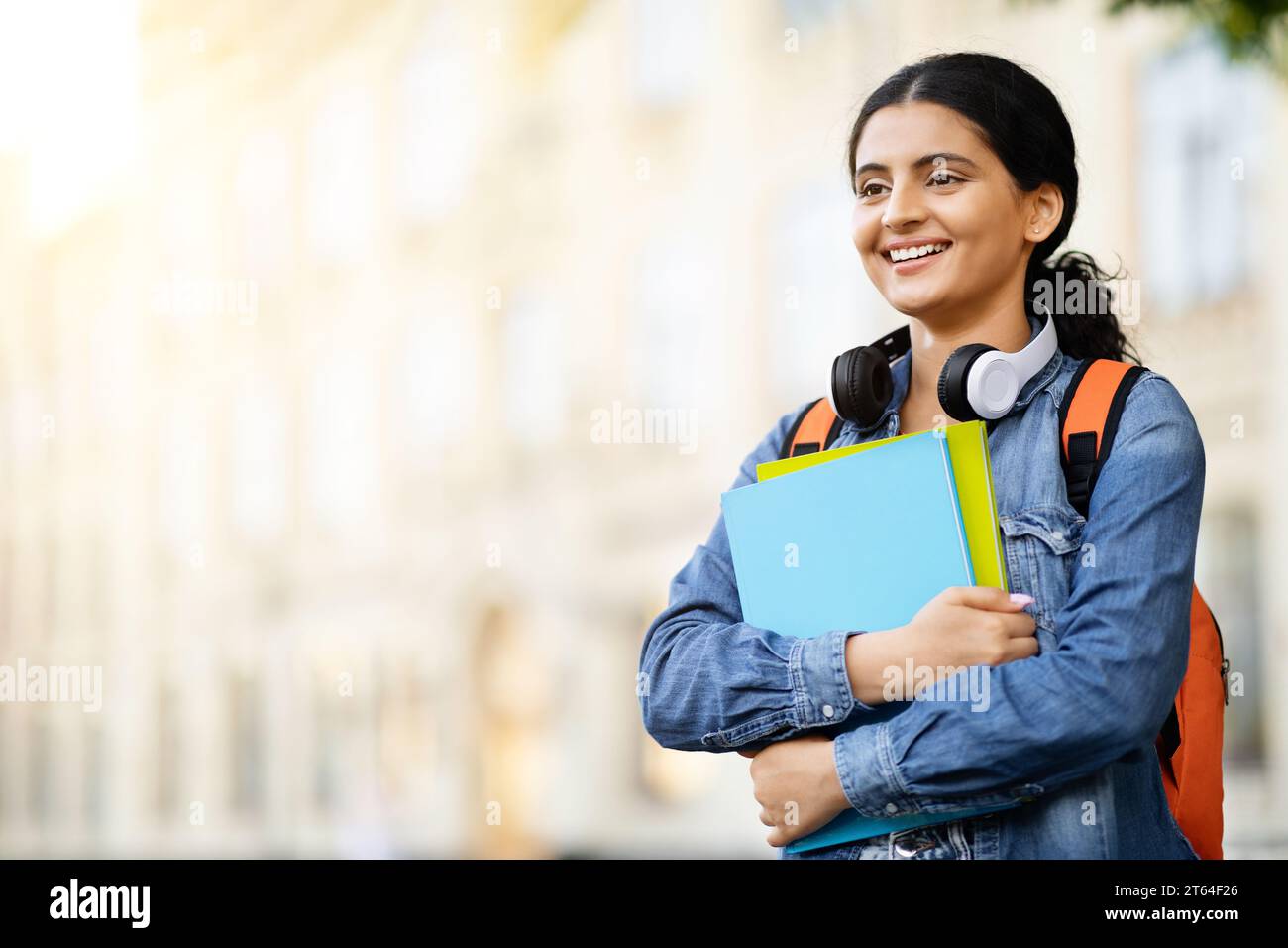 Pretty female indian college student hi-res stock photography and ...