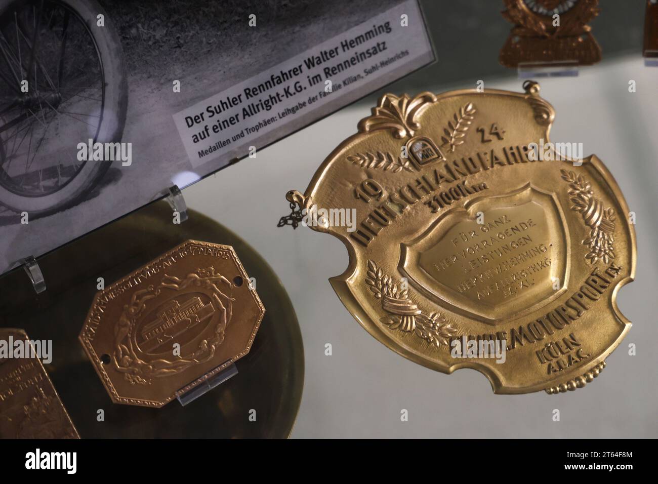 Car races past hi-res stock photography and images - Alamy