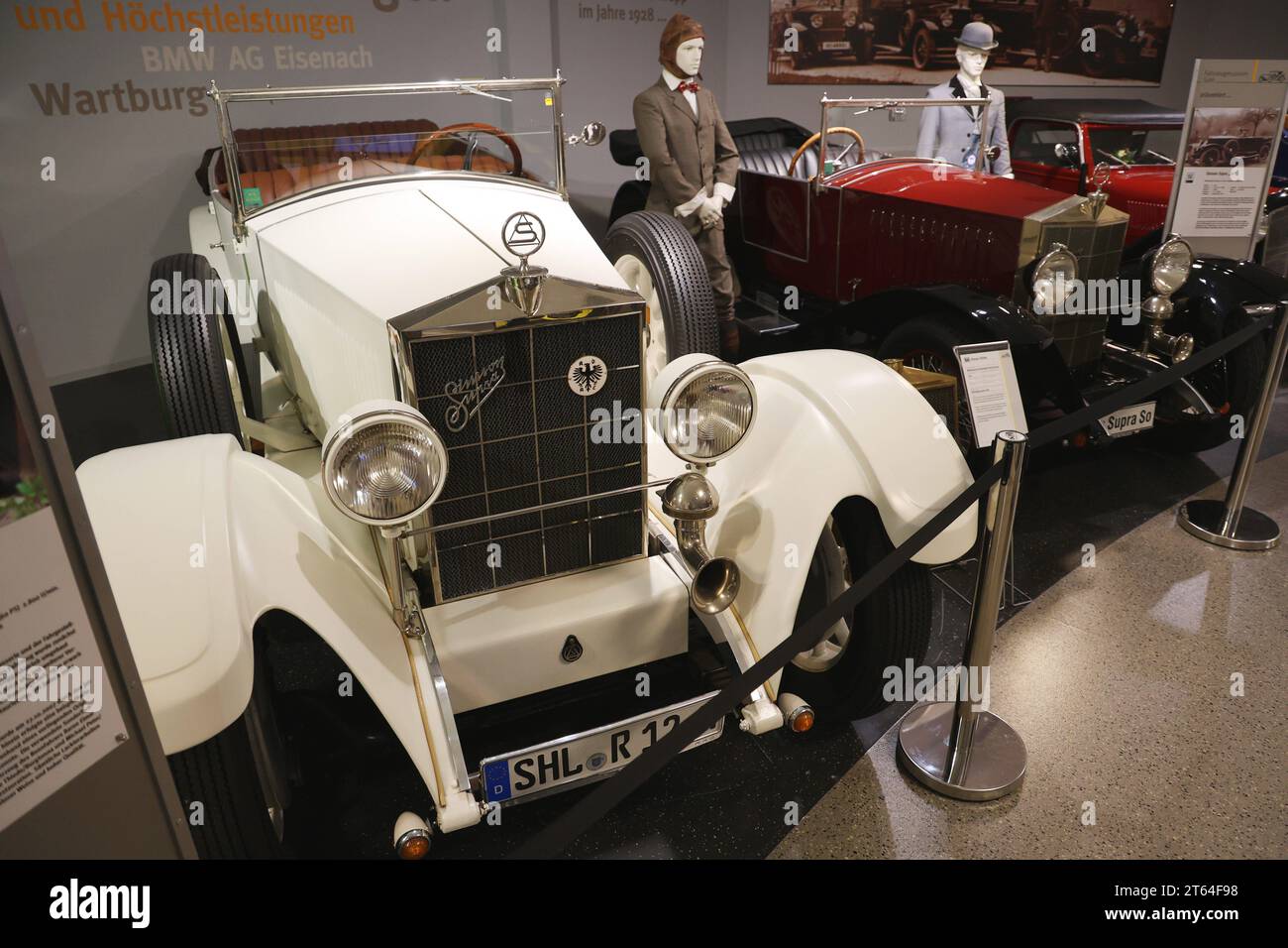 Suhl 30.10.2023, Suhl, Fahrzeugmuseum - Simson Supra *** Suhl 30 10 ...