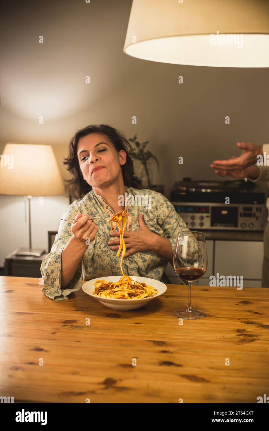 Woman dining in mediterranean hi-res stock photography and images - Alamy