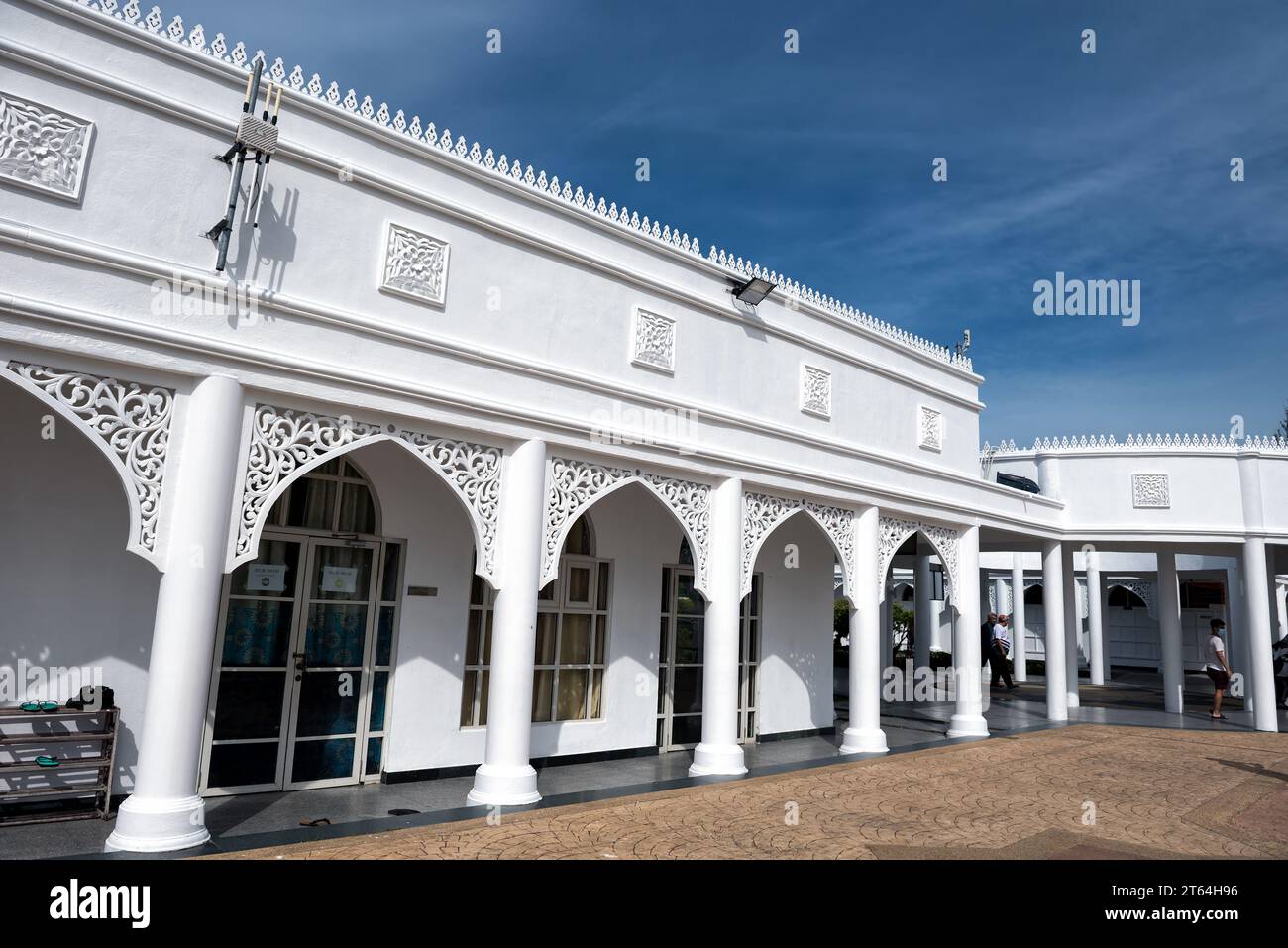 Crystal Mosque, Terengganu, Malaysia - A grand structure made of steel ...