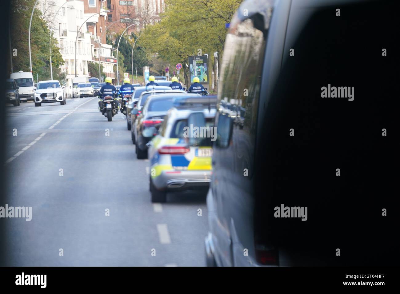 Hamburg, Germany. 08th Nov, 2023. The motorcade for the Norwegian Crown ...