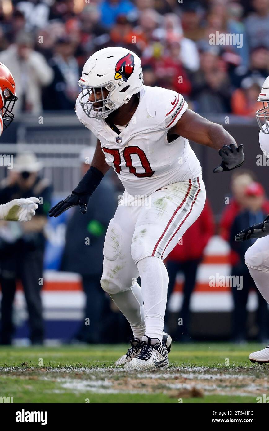 Arizona Cardinals offensive lineman Paris Johnson Jr. (70) looks to ...