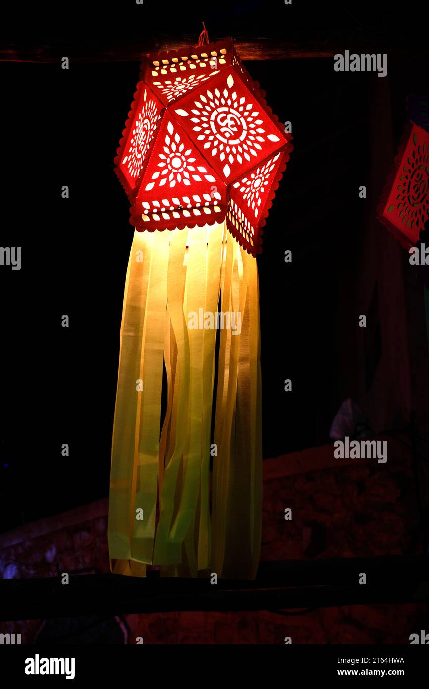 Hanging Diwali Lamp (Kandil) - Diwali Festival Background, Colourful ...