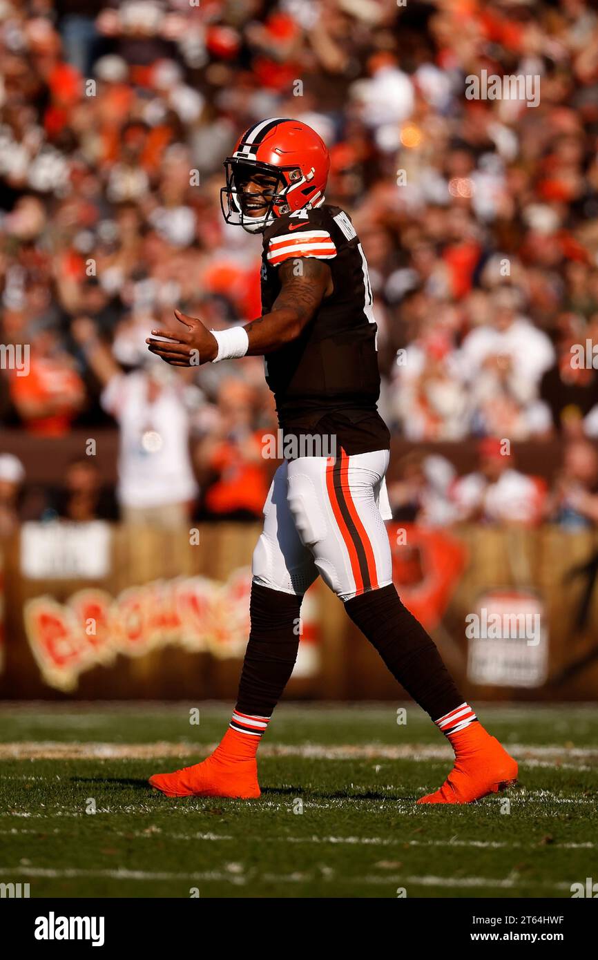 Cleveland Browns quarterback Deshaun Watson (4) reacts after throwing ...