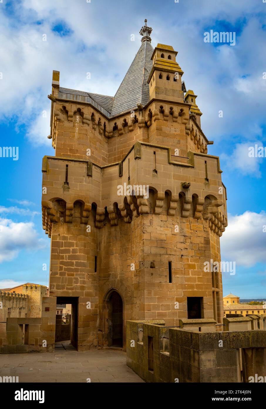 Vertical photo of the medieval tower of the Three Crowns of the Olite ...