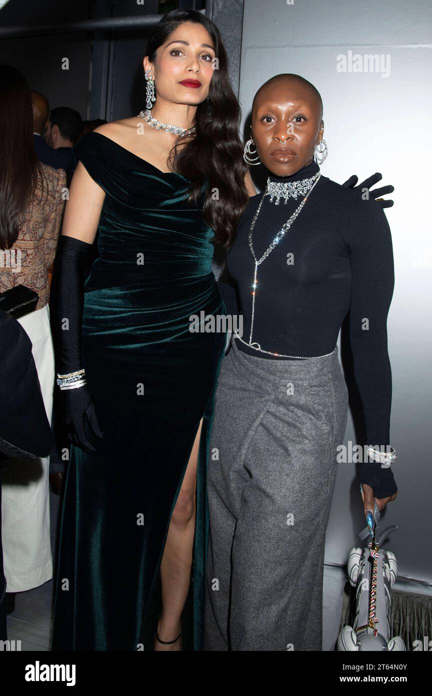 Freida Pinto und Cynthia Erivo bei der Feier zur Swarovski ...