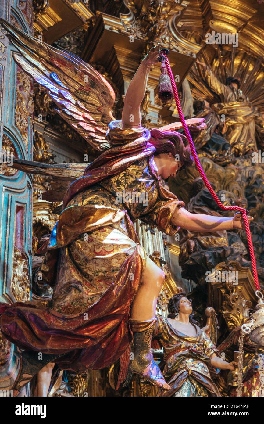 Religious Figures Sevilla Church Stock Photo - Alamy