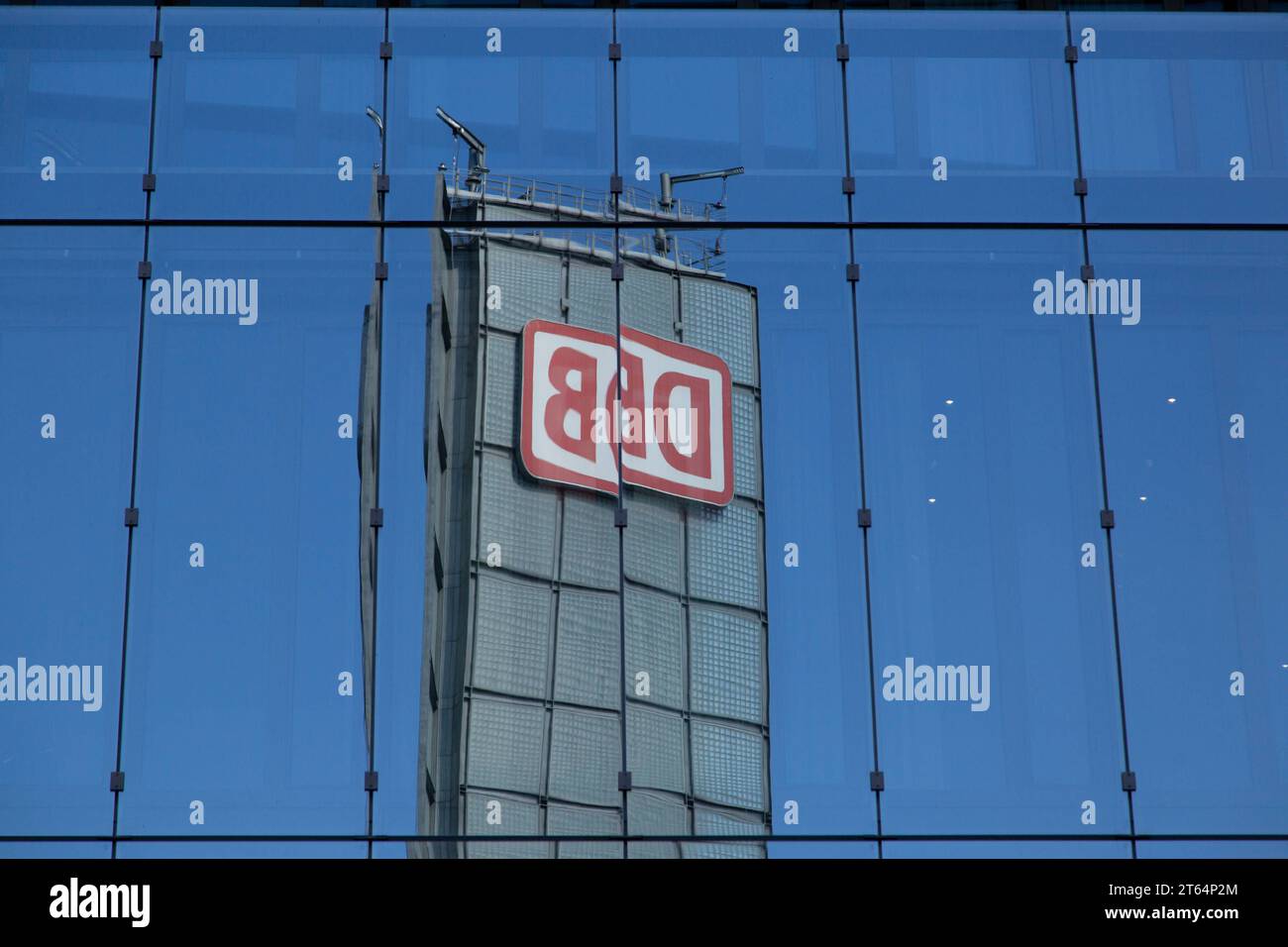 Abstrakte logos hi-res stock photography and images - Alamy