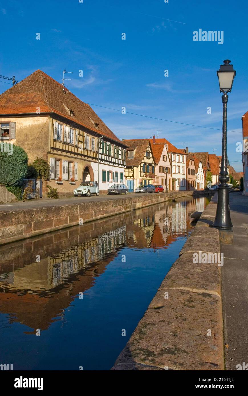 Old patrician houses on the Lauter, half-timbered houses in Wissembourg ...