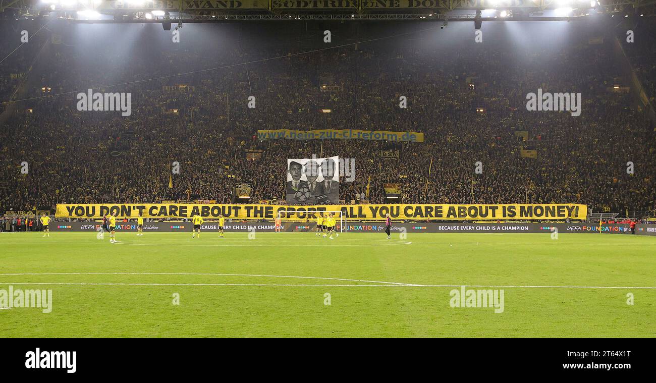 Dortmund, Deutschland. 07th Nov, 2023. firo: 07.11.2023 Soccer ...