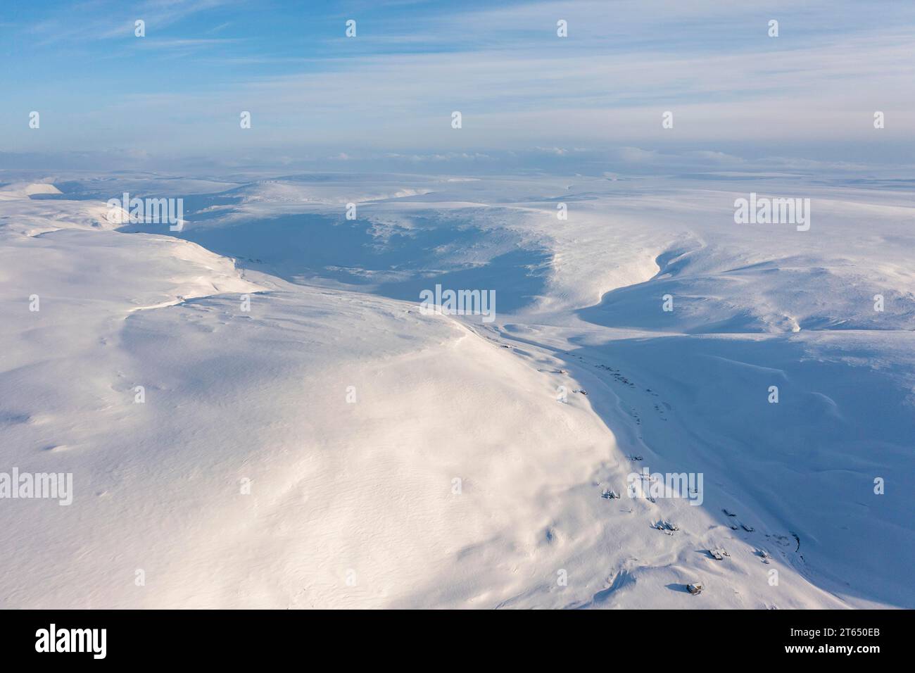 Snowy wintery mountain landscape, Batsfjord, Batsfjord, Varanger ...