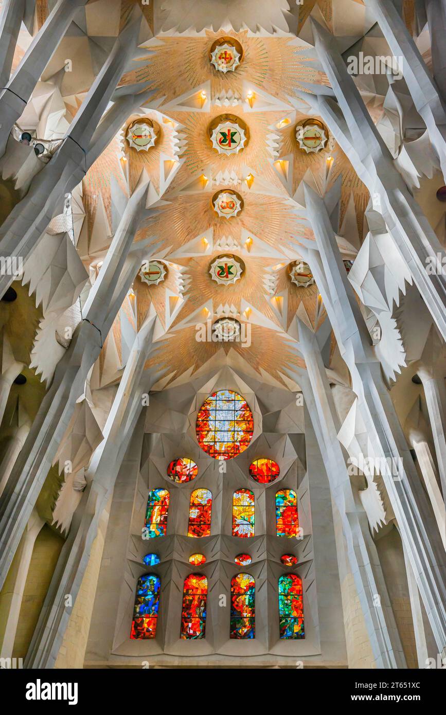 Interior of the Familia Sagrada, religion, Christianity, by the ...