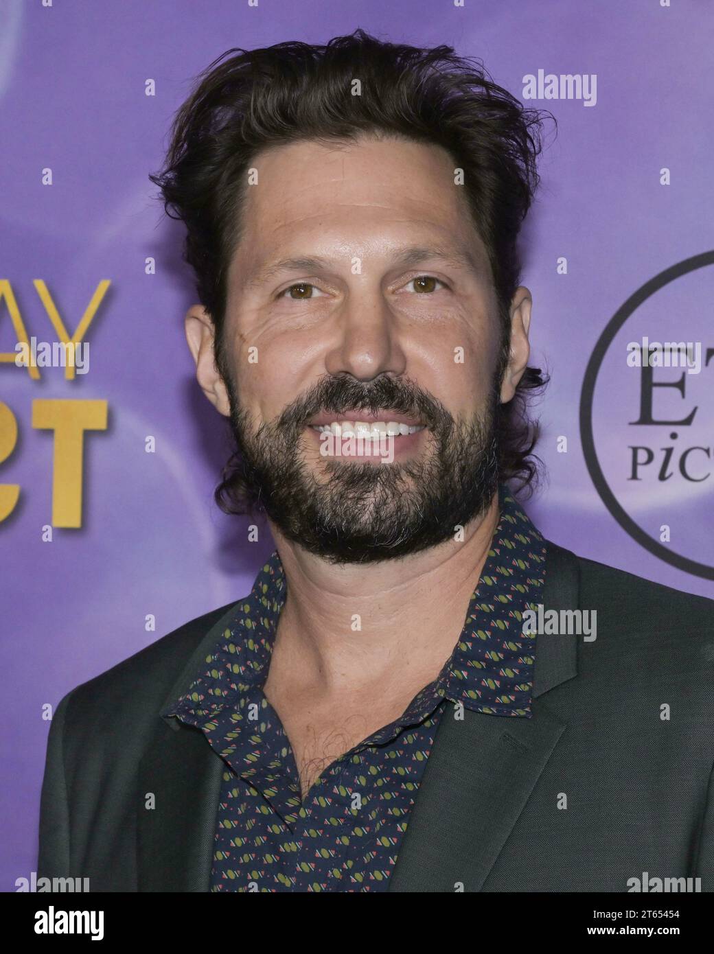 Brian thomas smith hi-res stock photography and images - Alamy