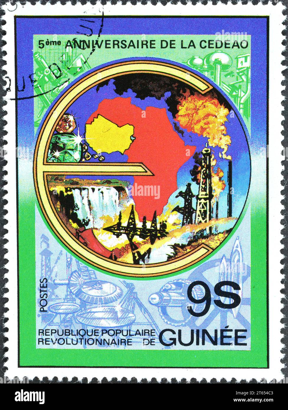 Cancelled postage stamp printed by Guinea, that shows Map of the member ...