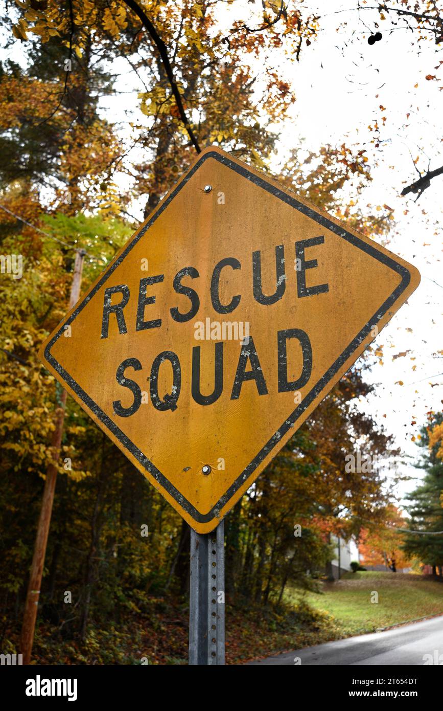 Rescue squad hi-res stock photography and images - Alamy