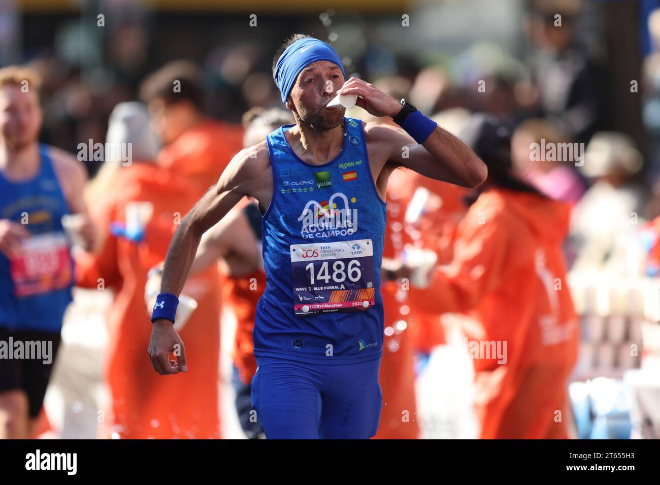 Runner Ruben Martinez Fuente from Aguilar de Campoo, Spain gets some ...