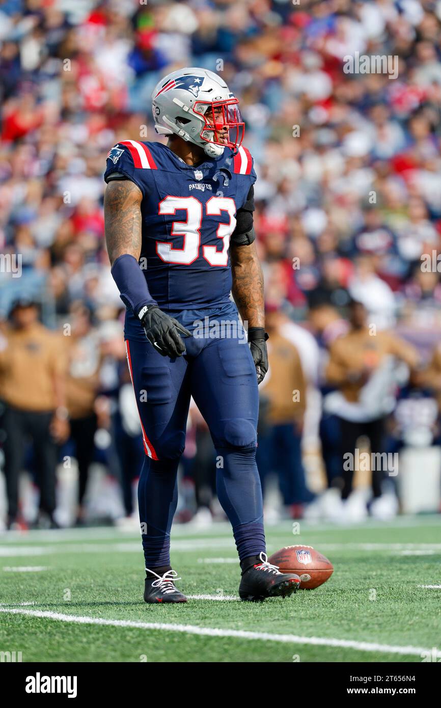 New England Patriots line backer Anfernee Jennings (33) reacts during ...