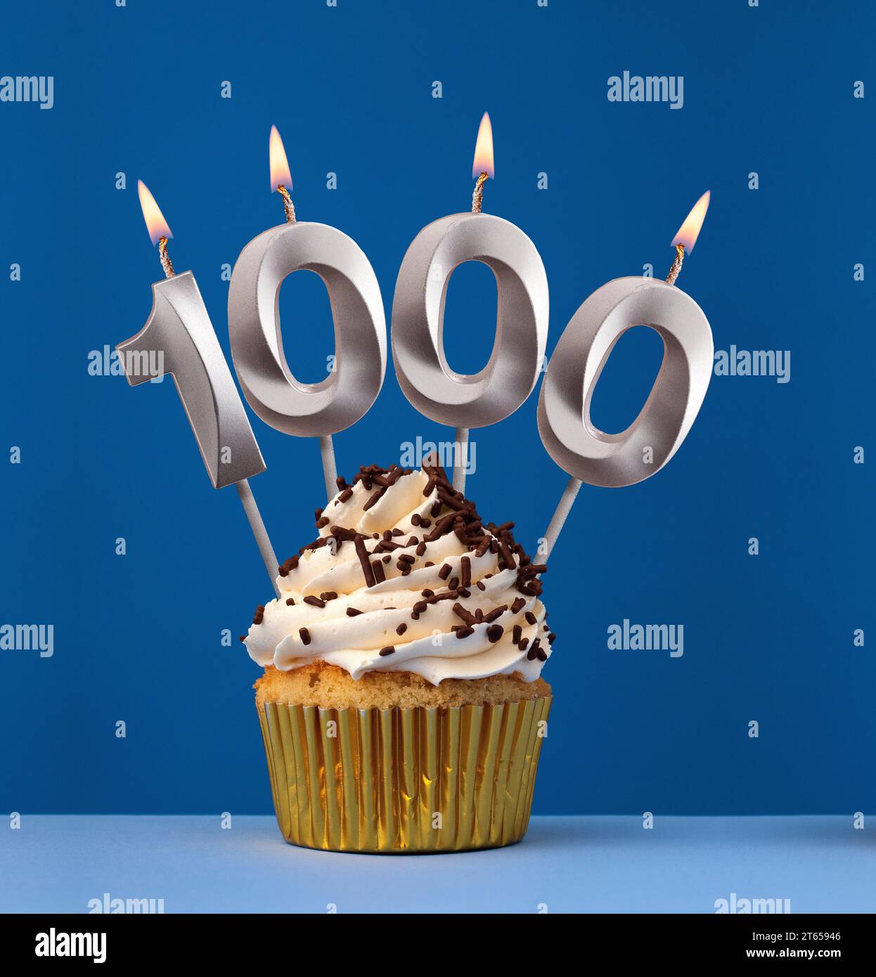 Candle number 1000 - Number of followers or likes Stock Photo - Alamy