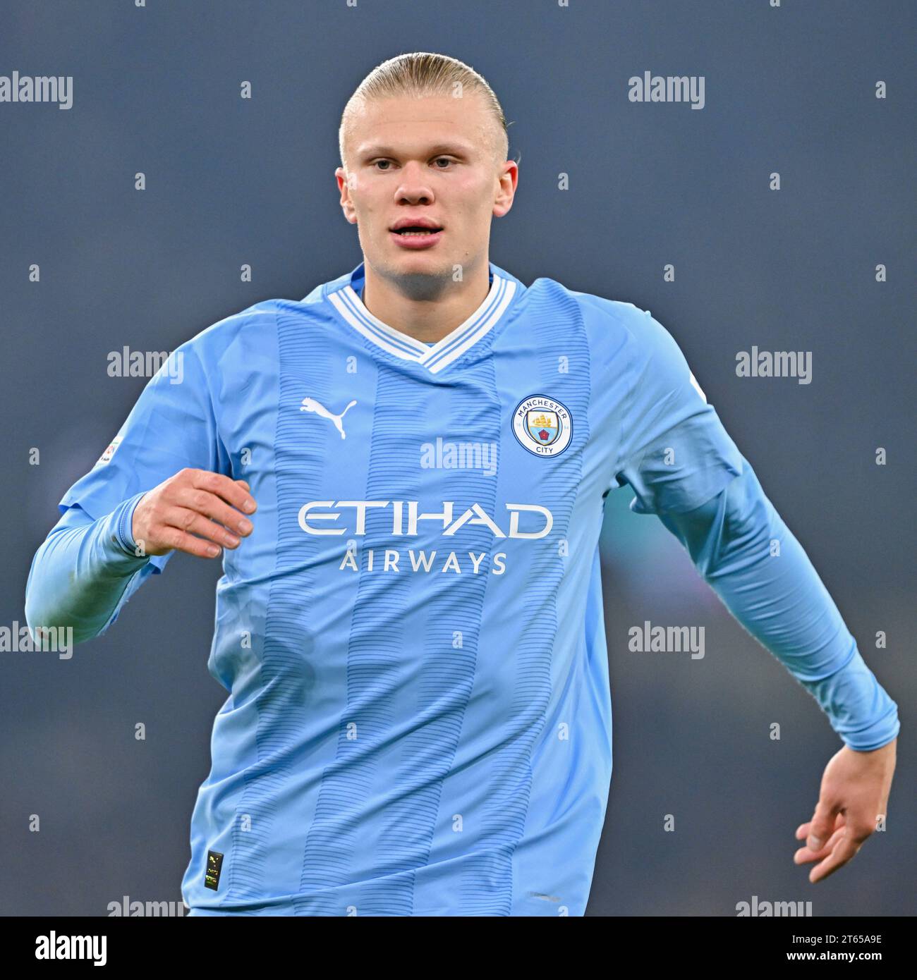 Manchester, UK. 7th November, 2023. Erling Håland #9 of Manchester City ...