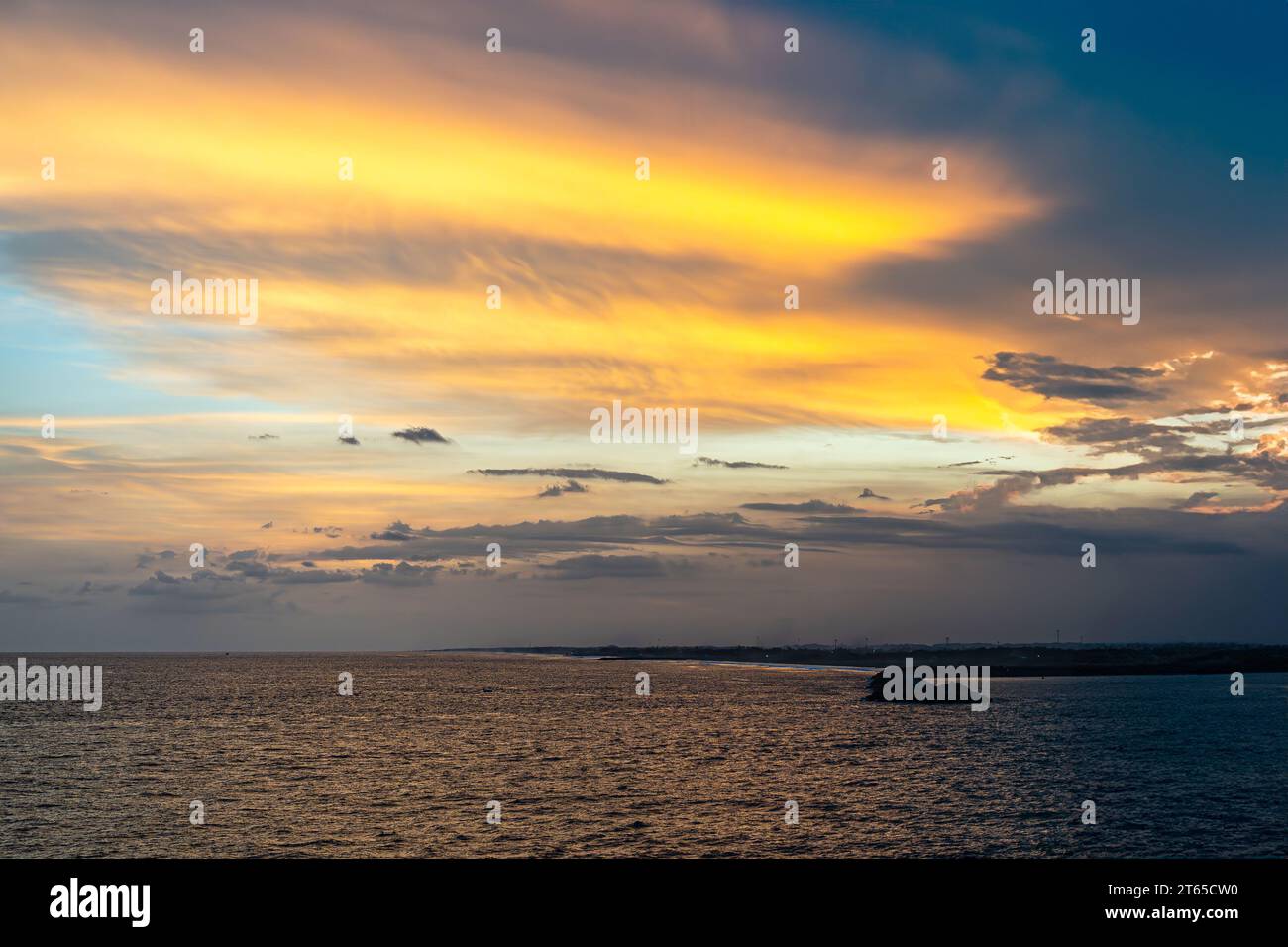 Puerto quetzal and guatemala hi-res stock photography and images - Alamy