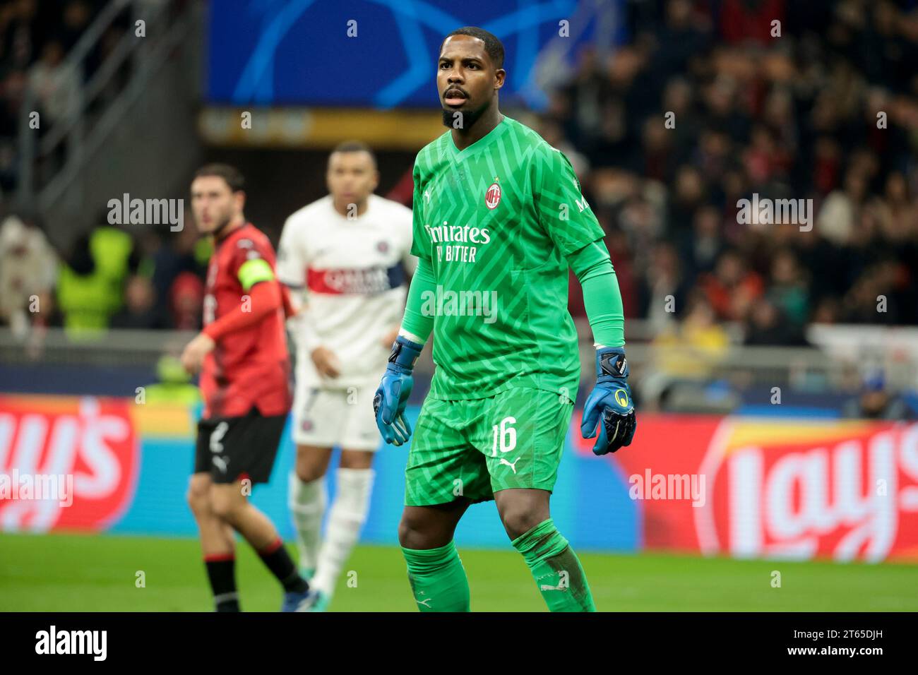 AC Milan goalkeeper Mike Maignan during the UEFA Champions League ...
