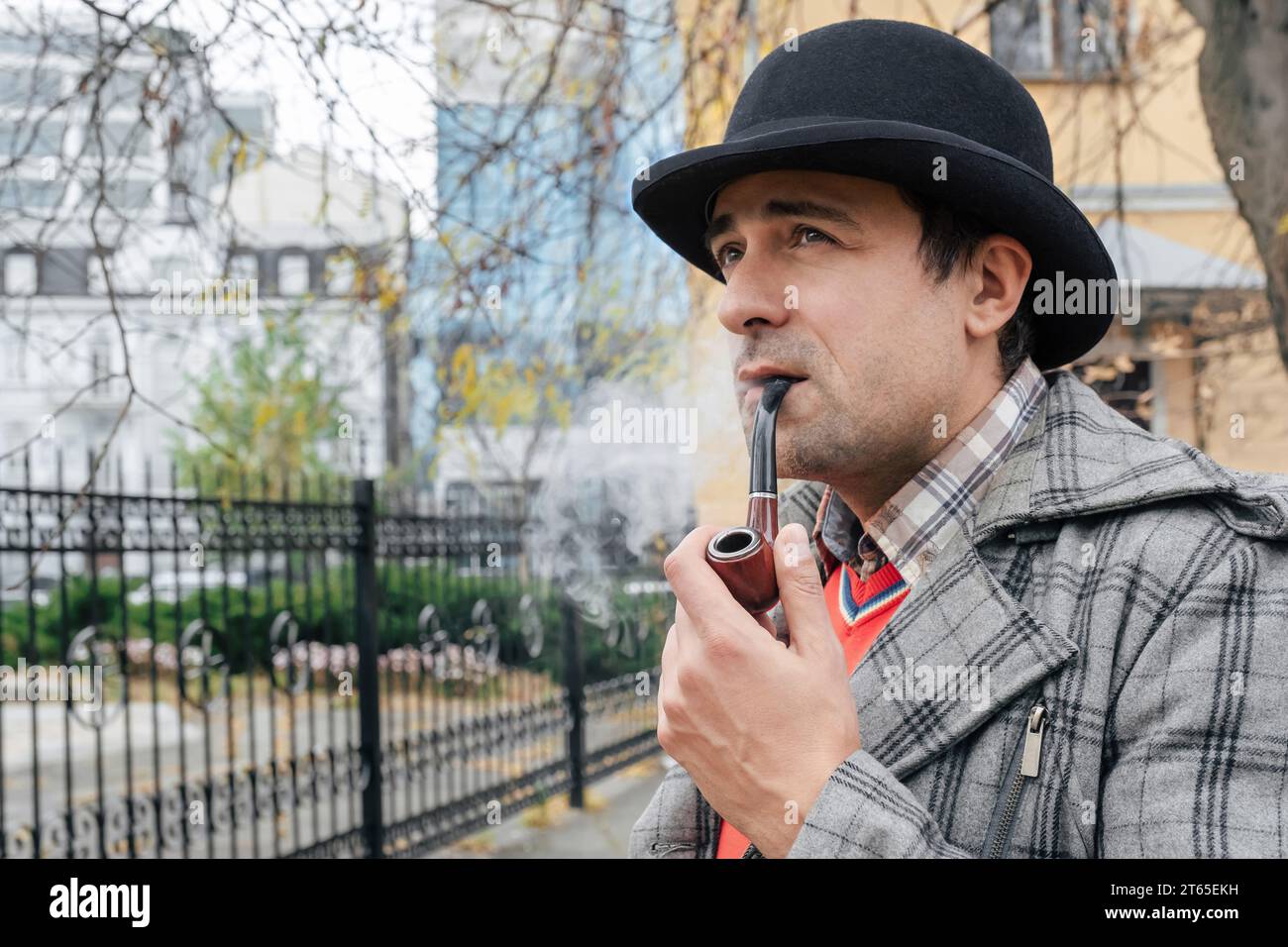 Pipe smoking european man hi-res stock photography and images - Alamy
