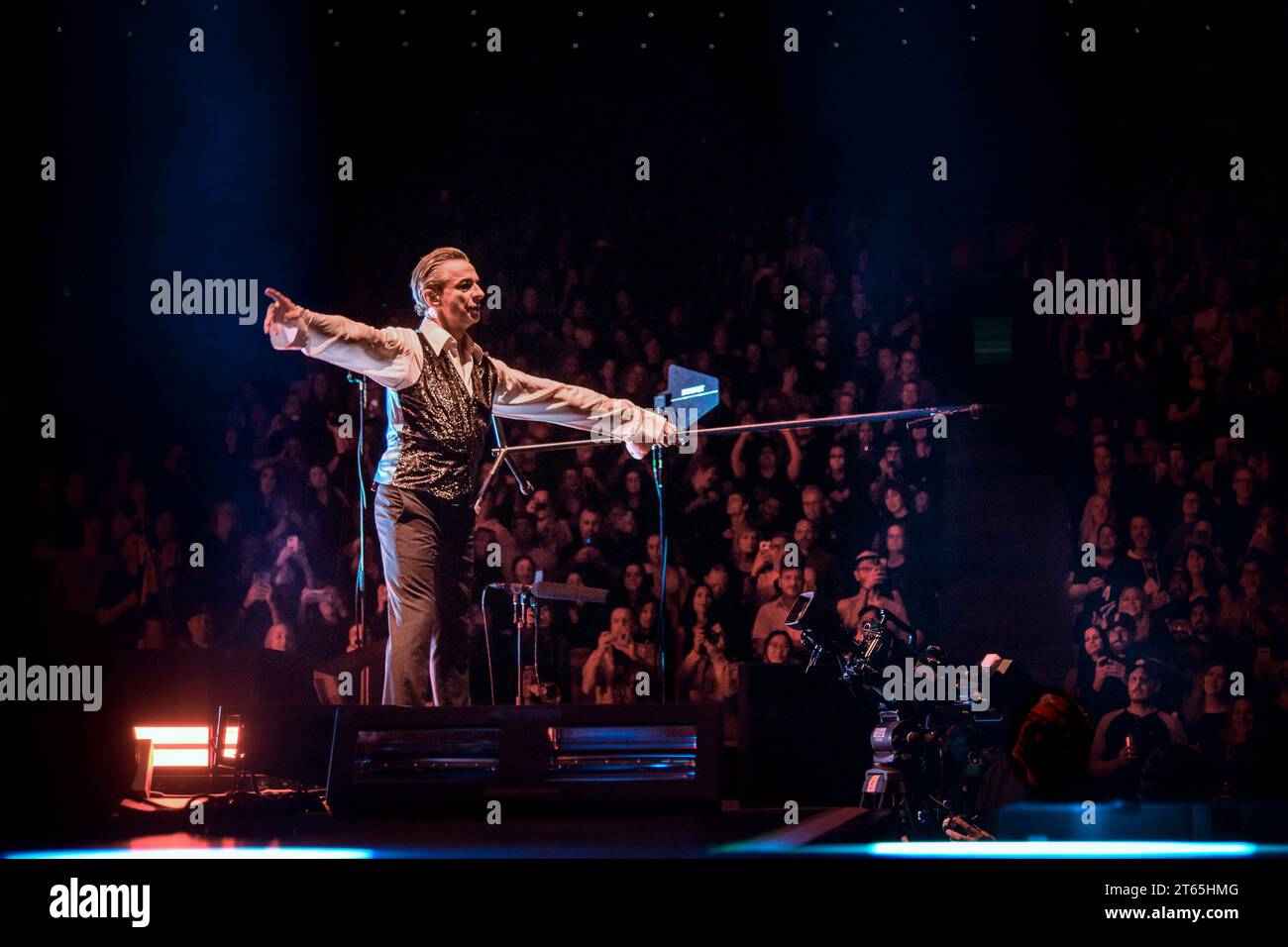 Toronto, Canada. 05th Nov, 2023. Dave Gahan, lead singer of English ...