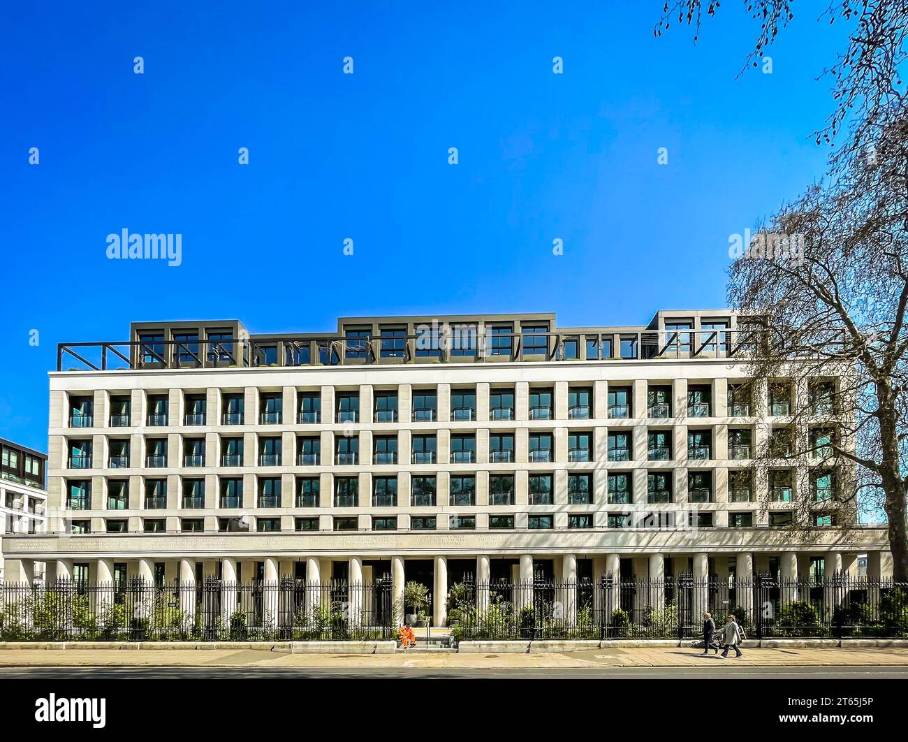 Chelsea barracks london hi-res stock photography and images - Alamy