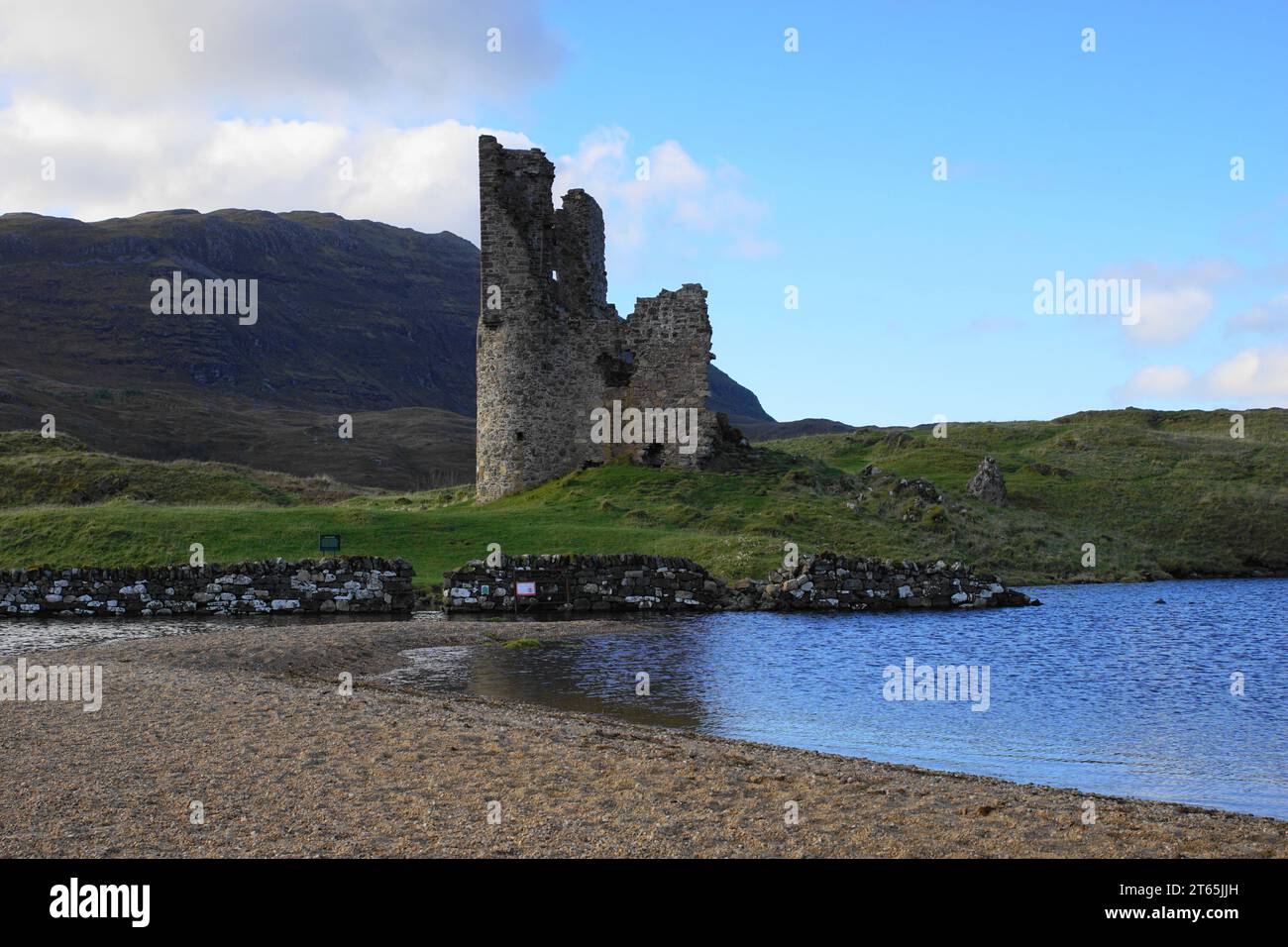 The Ruin of 16th Century Ardvreck Castle sat on a Rocky Promontory in ...