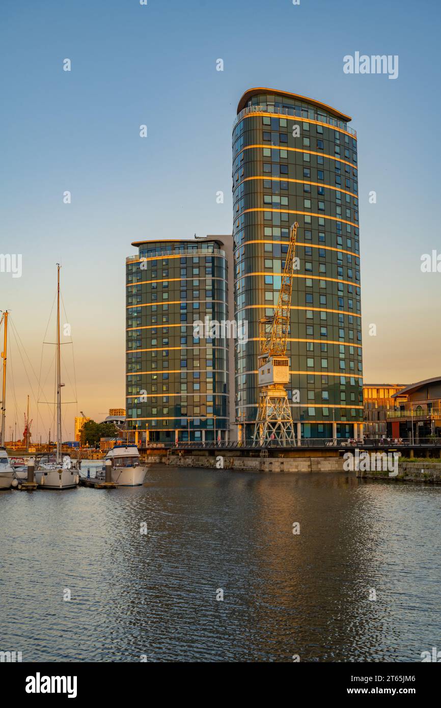 New tower blocks of apartments on the docks at Chatham Maritime Marina ...