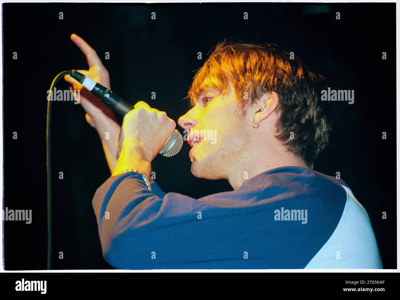 DAMON ALBARN, BLUR, 1995: Damon Alban the singer of Blur at the very ...