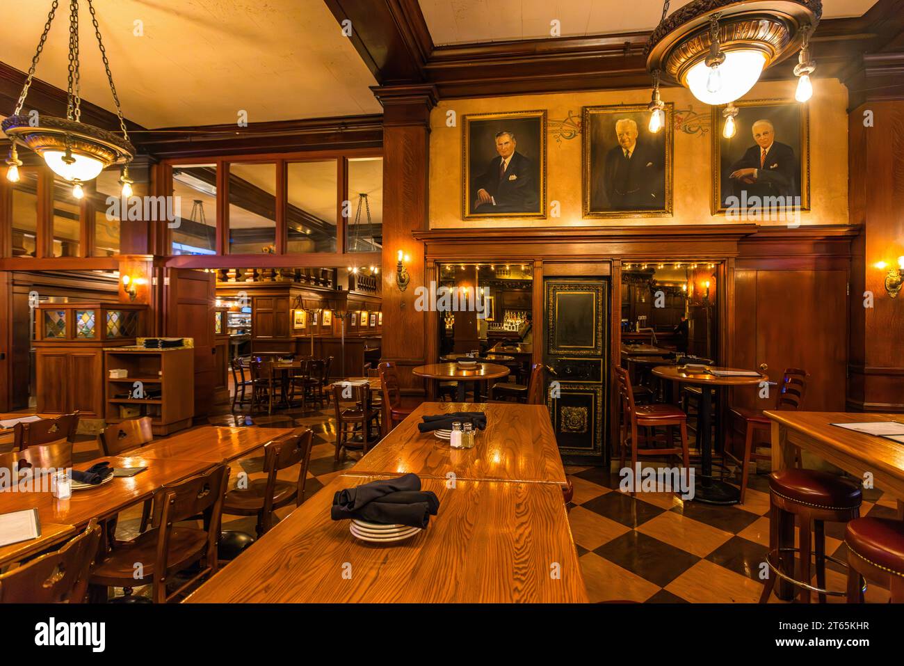 Dining room at the Berghoff Restaurant, Chicago. The restaurant opened ...