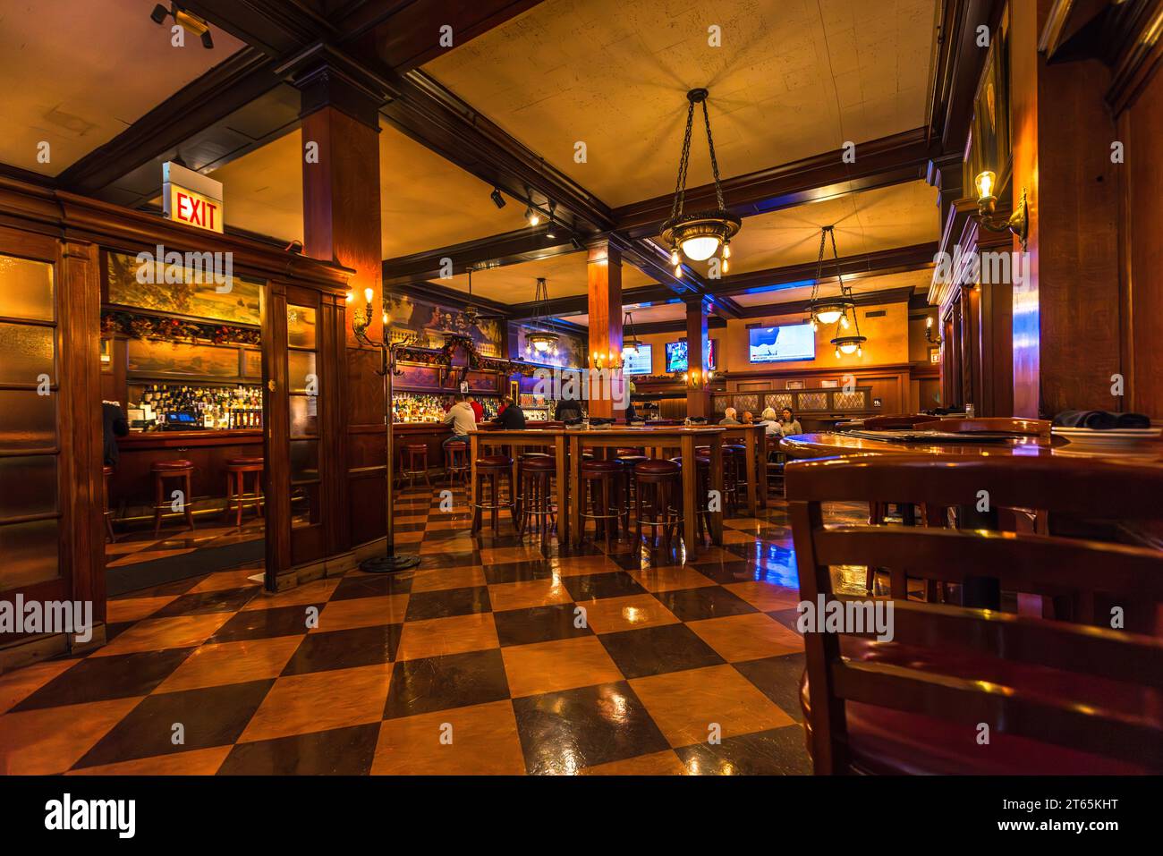 Berghoff restaurant chicago illinois hi-res stock photography and ...