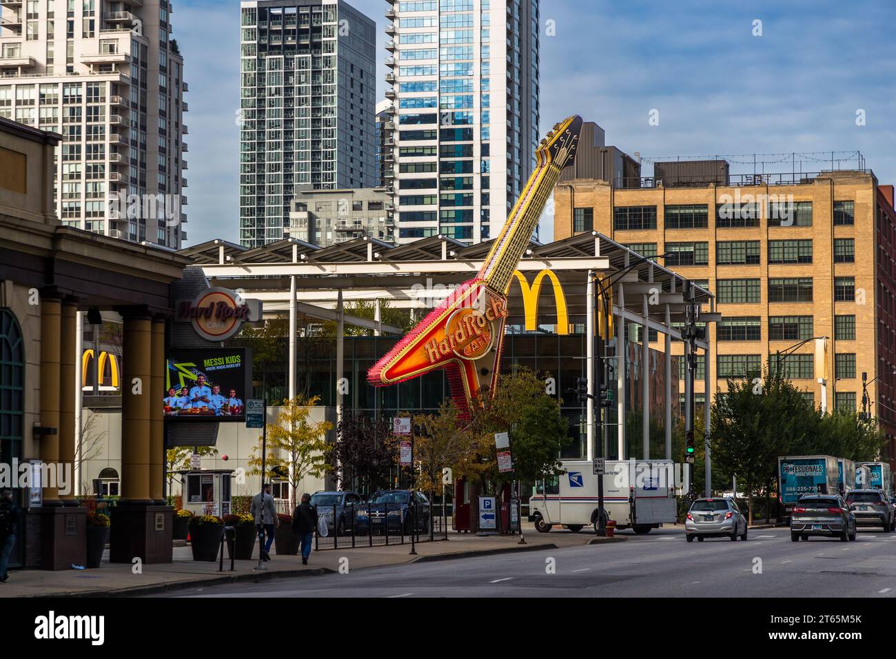 Hard rock cafe chicago hi-res stock photography and images - Alamy