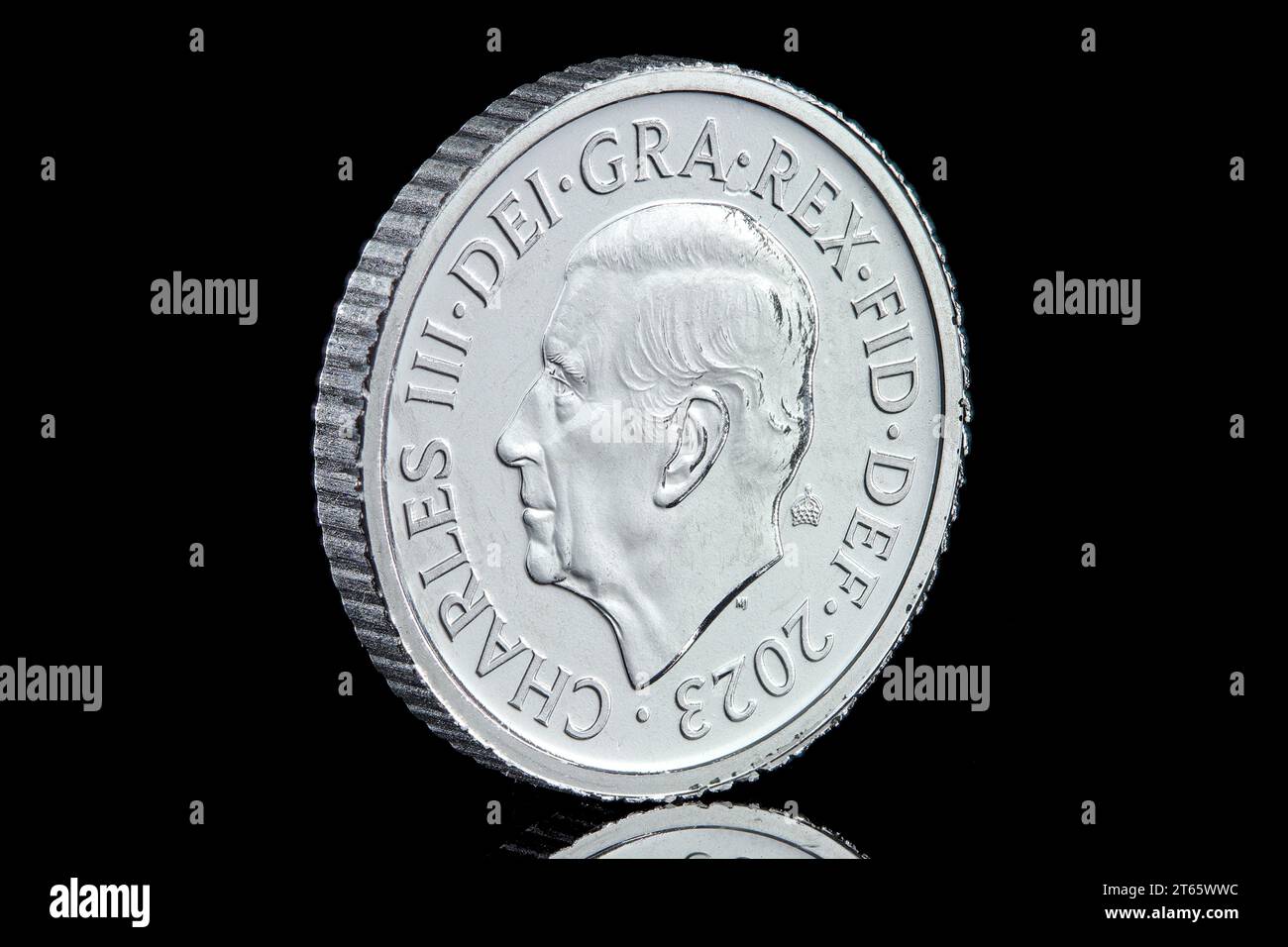 King charles 5p coin hi-res stock photography and images - Alamy