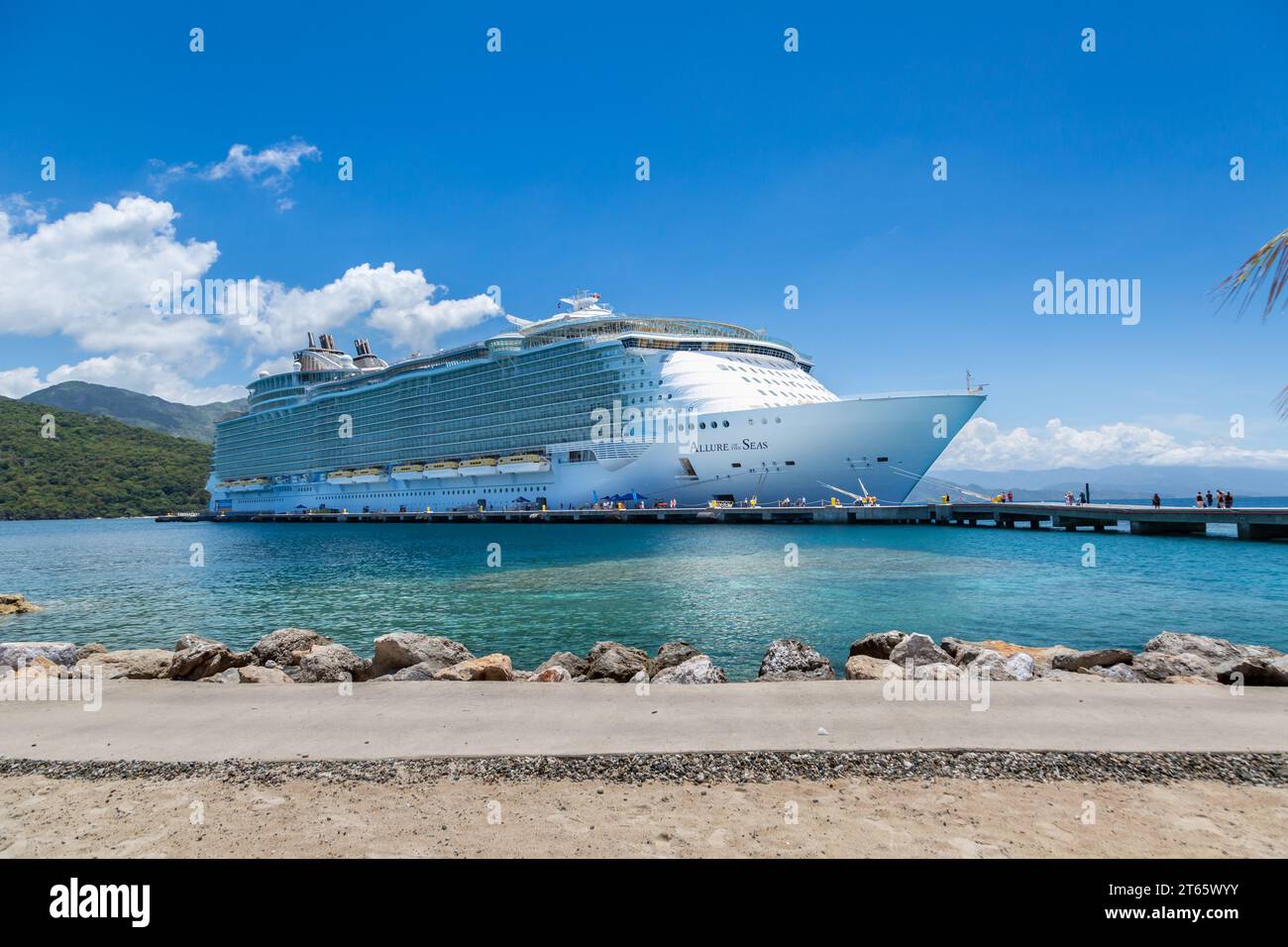 Royal Caribbean Allure of the Seas cruise ship at the pier on Royal ...