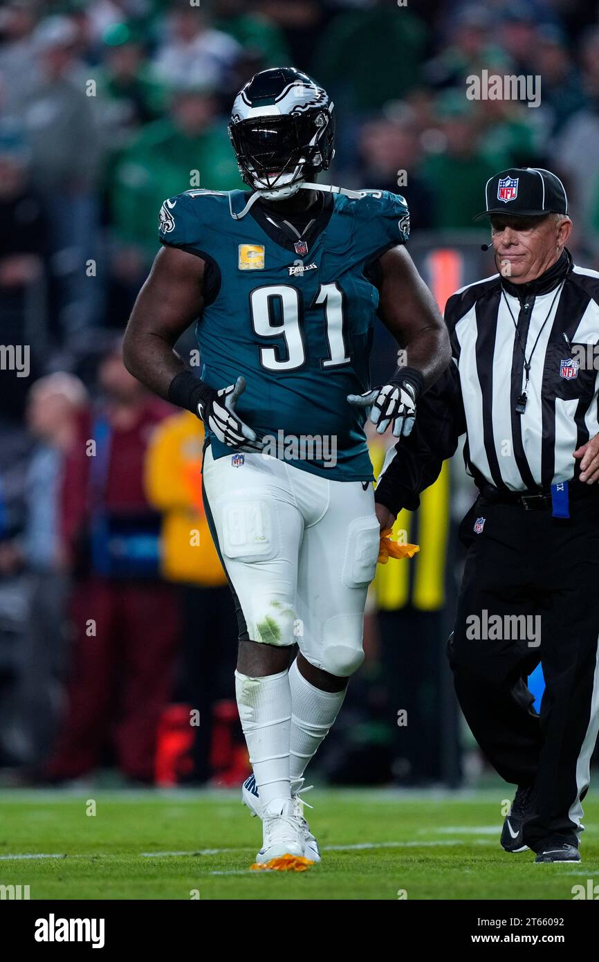 Philadelphia Eagles' Fletcher Cox in action during an NFL football game ...