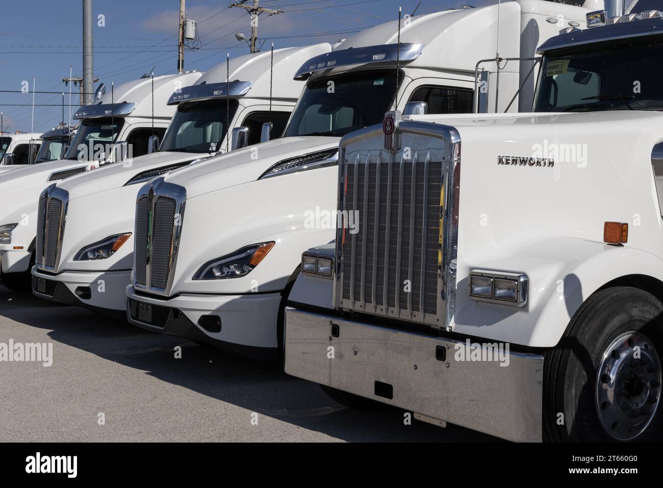 Ft. Wayne - November 7, 2023: Kenworth Semi Tractor Trailer Big Rig ...