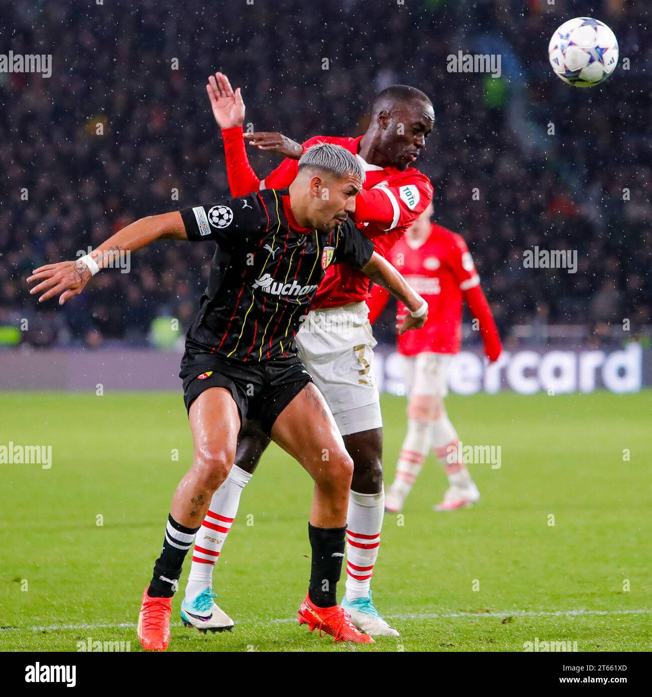 EINDHOVEN, NETHERLANDS - NOVEMBER 8: Facundo Medina (RC Lens) and ...