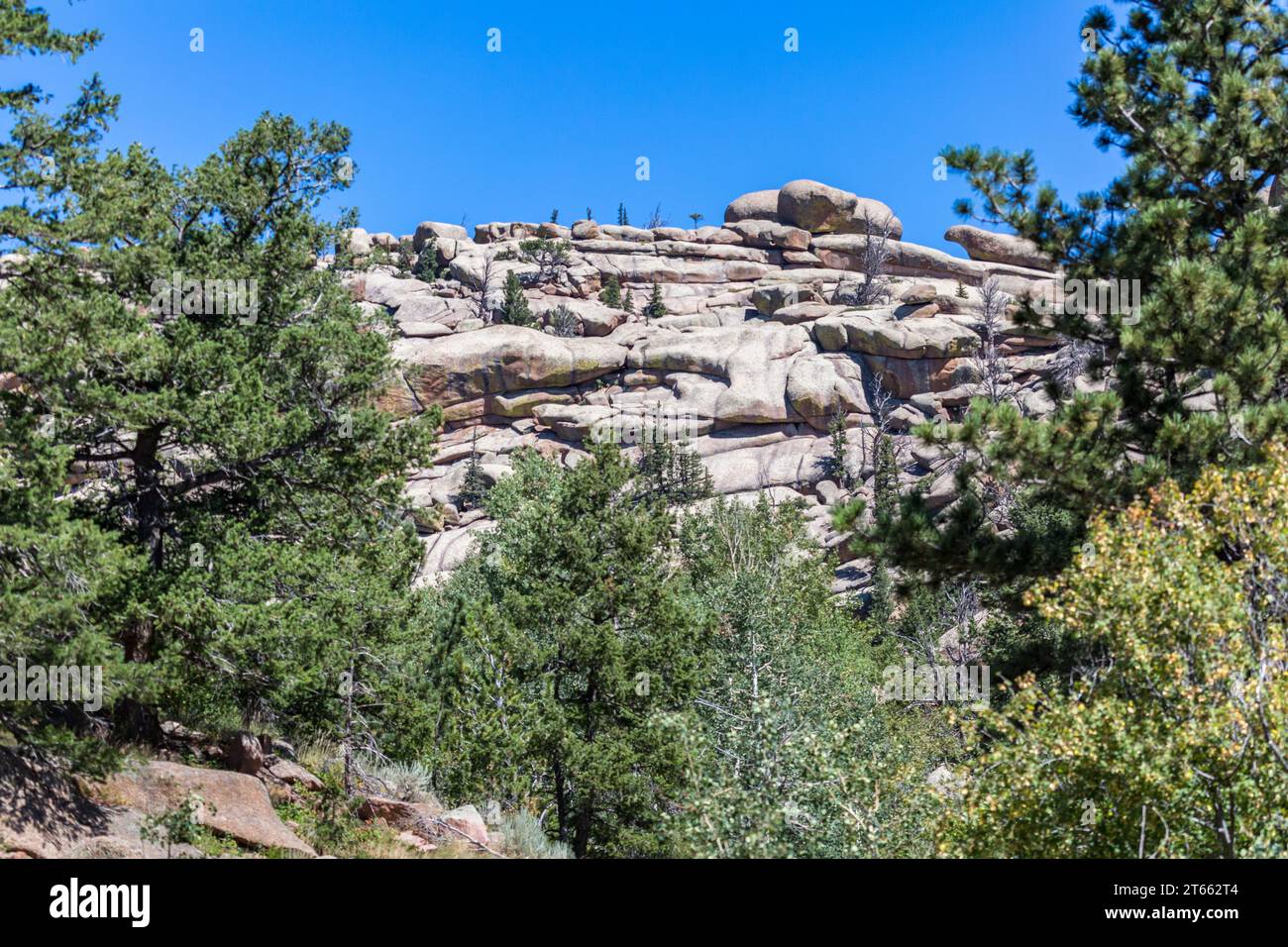 Granite rock outcropping in the Vedauwoo Recreation Area of Medicine ...